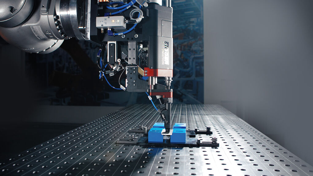 Automatic screwdrivers for flowdrilling screws - Stöger Automation